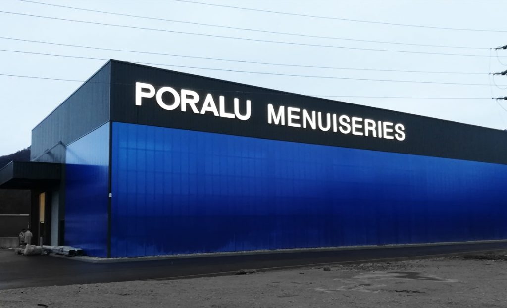 ENSEIGNES 01 – Enseigne lumineuse LED